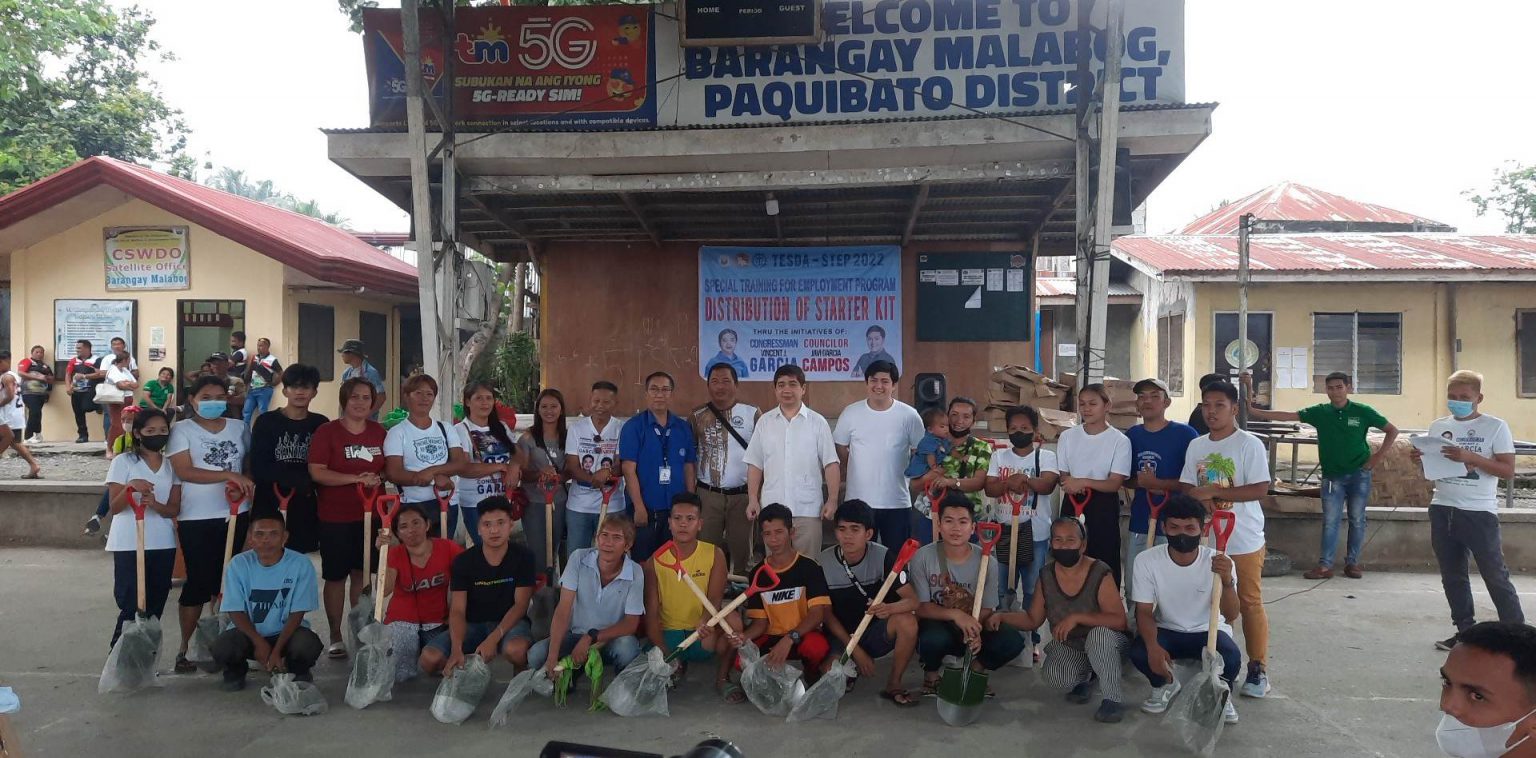 Trainees in Paquibato District Receive Starter Toolkits for TVET ...